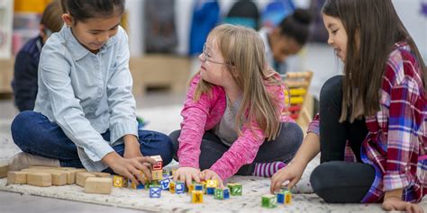 Школа за основно и средње образовање „1 новембар“ Чачак Rs Добро дошли