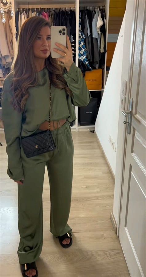 Pin Van Keita Melanie Op Outfit 👗 Kleding Stijlen Outfit Ideeën Outfits