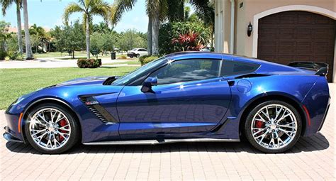 Corvettes For Sale 2017 Corvette Z06 Coupe In Admiral Blue Corvette
