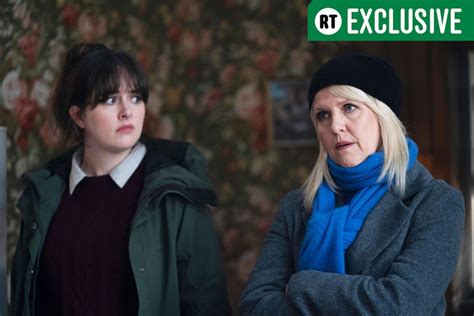 Shetland Star Explains Tosh And New Detectives Unusual Dynamic