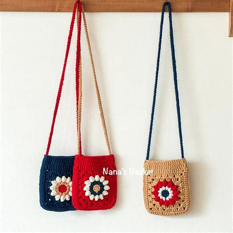 나나 Nana 꽃 모티브 미니 크로스백” Diy 패키지 예약 주문받습니다 🤗 ️ 패키지에 구성된 실로 컬러 조합에