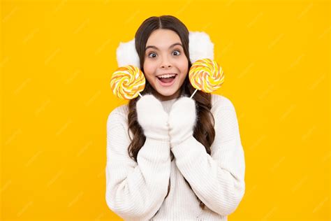 Hipster Tiener Kind Meisje Lik Lolly Suiker Voeding Snoep En Snoep Kind Eet Lolly Popsicle Blij