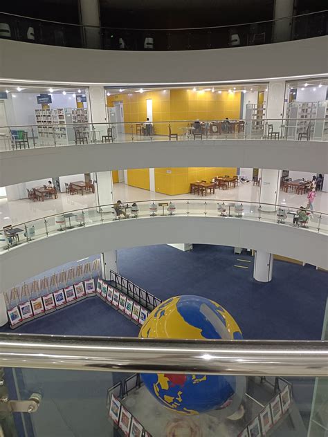 Jiakai On Twitter 昨天晚上，9点半的图书馆😎😎😎 Pmzwoa8j05 Twitter