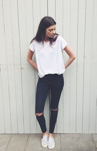 Silver Canvas Sneakers Summer Outfits For Women 1 Ideas And Outfits