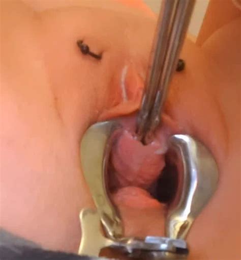 German Slave Sklavins Peehole Intrusion