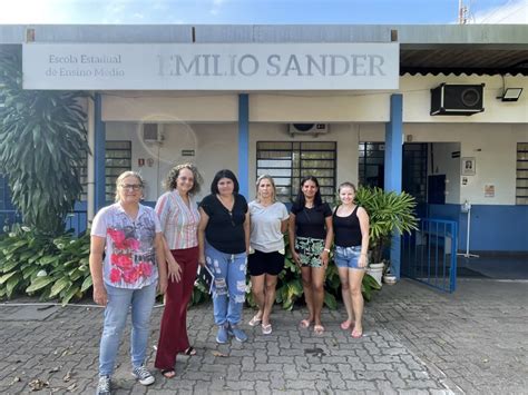 Em Escola Estadual De São Leopoldo Estudantes E Professores Sofrem Com