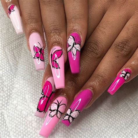 مدل ناخن پروانه ای؛ جذاب ترین مدل ناخن برای دختر خانم های خوش سلیقه