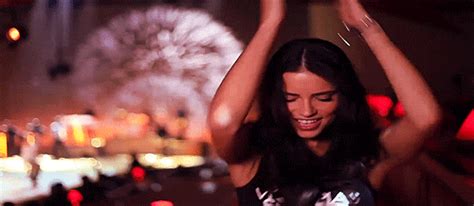 Adriana Lima Animated Pictures