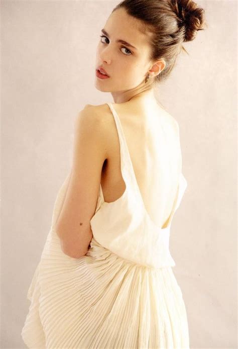 50 Hot Margaret Qualley Photos 12thblog