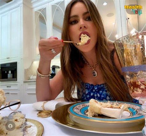 Sofia Vergara Diet Plan And Workout Routine Health Yogi
