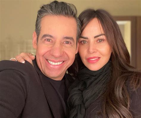 Ella Es Janet Domínguez La Novia De Yordi Rosado Gobiznext