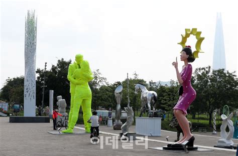 [포토]2022 한강조각프로젝트 낙락유람 1100여점 조각작품 전시