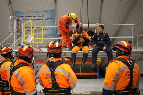 Нисдэг тэргээр аврах ажиллагаа явуулах хамтарсан сургалтыг хийлээ Newswall