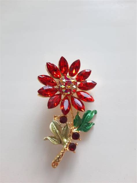 Брошка квітка — ціна 60 грн у каталозі Брошки Купити аксесуари за доступною ціною на Шафі