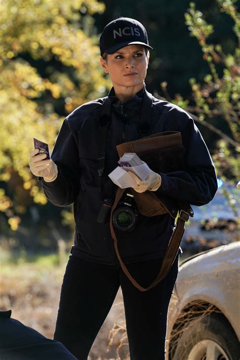 Ncis Tonight Shari Belafonte Guest Stars In Fun And Games Ksitetv
