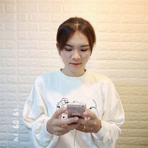 Waraporn Kookkai Sawang Daen Din