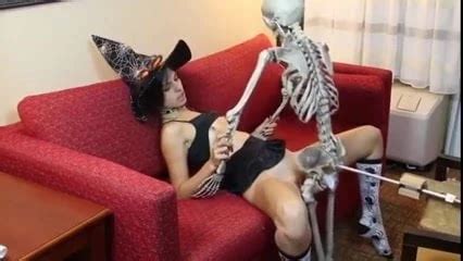 Hottie Fucks Skeleton Sex Toy Sex Toy Porn XHamster
