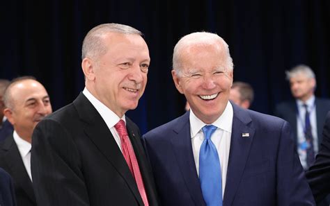 Байден поздравил Эрдогана с победой на президентских выборах