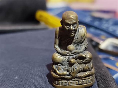 หลวงพ่อทวด วัดช้างให้ จ ปัตตานี ภาพถ่าย Ennxo