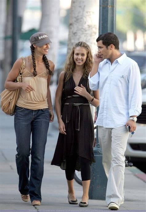 Jessica Alba Clothes And Outfits Page 212 Star Style Celebrity