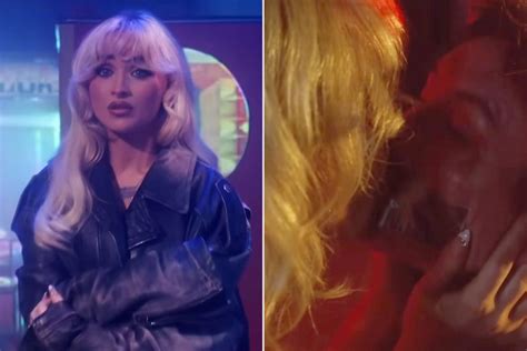 What Lipstick Is Sabrina Carpenter Wearing As She Kisses Boyfriend