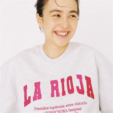 [ Cb X Victoria ]city Sweatshirts Ash 감도 깊은 취향 셀렉트샵 29cm