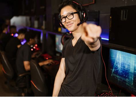 Where Is Dendi Now The Life Of Danil Ishutin Today Wst News