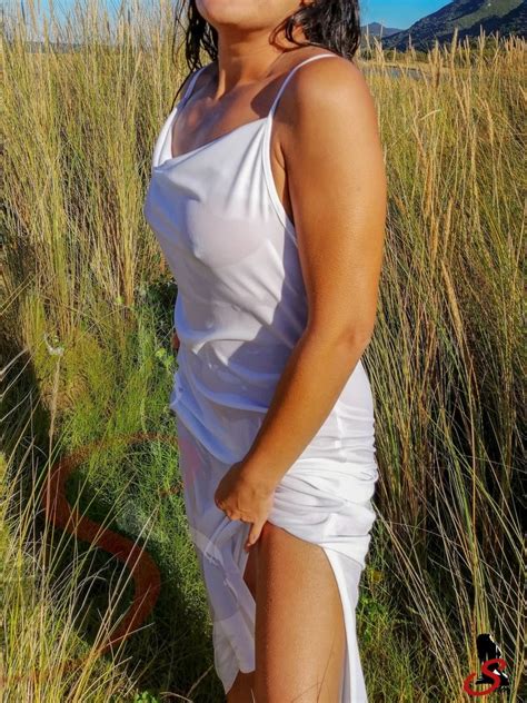 Stripping On The Beach 20 Pics Xhamster Stripping On The Beach 20 Pics Xhamster