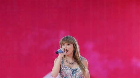 El Explícito Y Desagradable Vídeo De Taylor Swift Tragándose Sin Querer Un Bicho En Uno De Sus