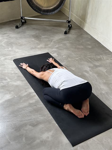 Yoga Pose Boat Pose Oneyogahouse