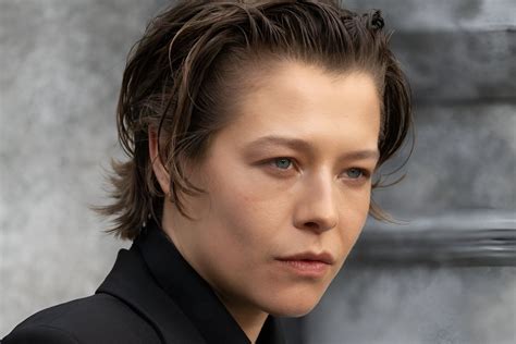 30 Facts About Non Binary Actors Facts Net