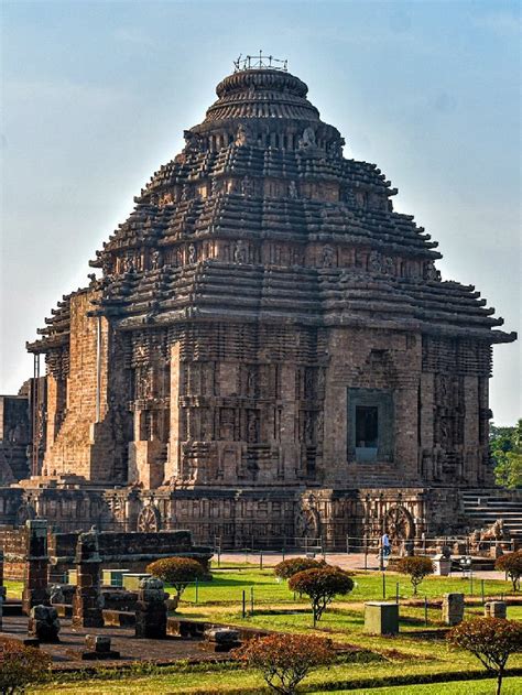 Top 10 Reasons To Visit Orissa