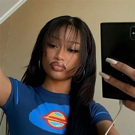 Chat With Skai Kiki Johnson Text Or Voice Enjoy Ai Chat Free And Safe