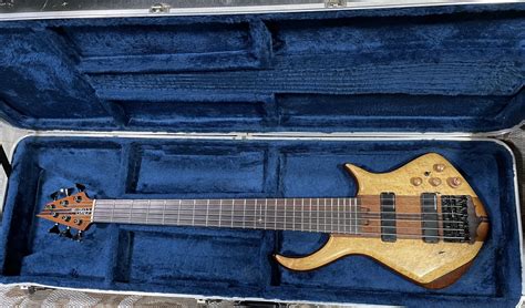 97 Warrior 6 String The Lowend Bass Shop