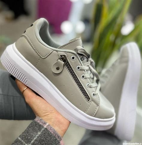 عکس کفش اسپرت دخترانه طوسی