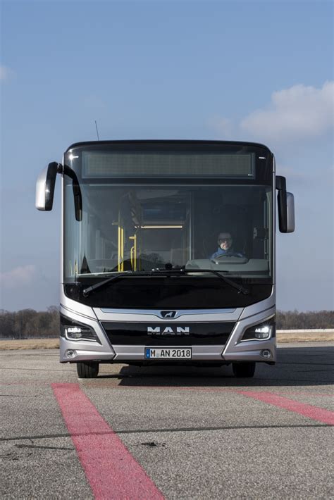 Man Premiere Neuer Stadtbus Neuer Motor Busse Technik Elektromobilität Öpnv