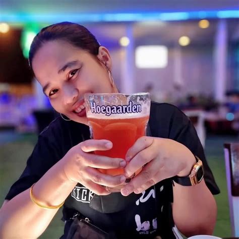 Jum Warunee Waruneebyjum • Threads Say More