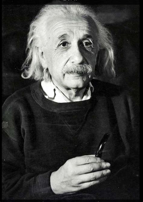 Pin By Lainey Marie On Photography People Einstein Portrait Albert