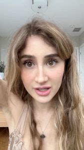 Who Is Bronwin Aurora Bio Wiki Family Height And Career