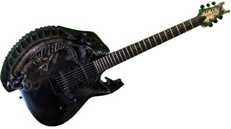 Devil And Sons Commemorates 30 Years Of Aliens With Terrifying Xenomorph