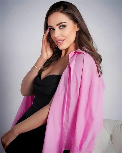 Kristina Older Ukrainian Brides Russian Dating Women