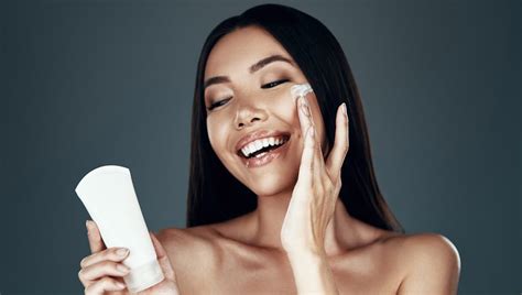 Best Even Skin Tone Body Lotion For Glowing Smooth Skin