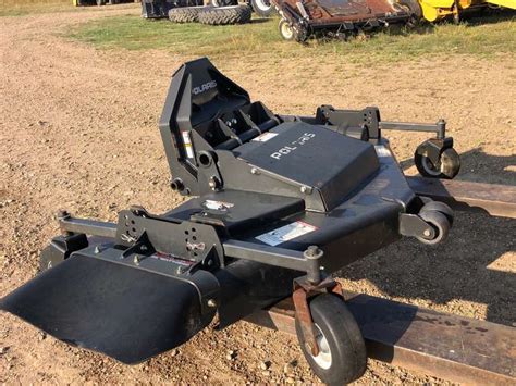Polaris Brutus Finish Mower Smith Sales Co Auctioneers