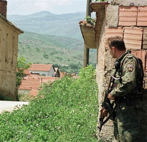 Чувари 🇲🇰 Припадник на МВР во селото Матејче 🇲🇰 Facebook