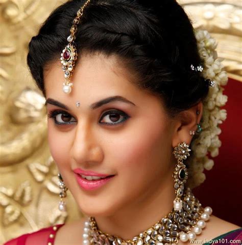 Santabanta 뜨거운 벽지 시리즈 2머리헤어 스타일눈썹이마아름다움 278488 Wallpaperuse