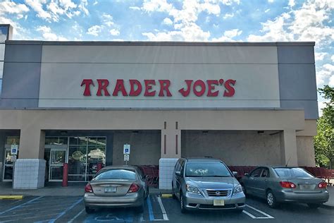 Trader Joe S Paramus 605 Grocery Store In Paramus 07652