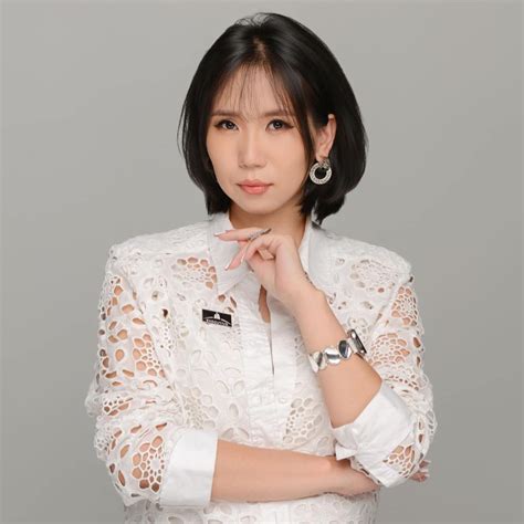 Үл хөдлөх А Энэрэл Үл хөдлөх хөрөнгийн мэргэжилтэн Facebook