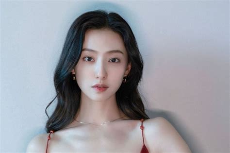 胡连馨裸聊影片曝光 网猜遭ai换脸 要她快报警 中港最吸睛 娱乐 世界新闻网