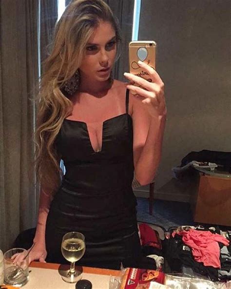 Barbara Evans Fancies At The Neckline And Scolding In Selfie BW FAMOUSWOMEN