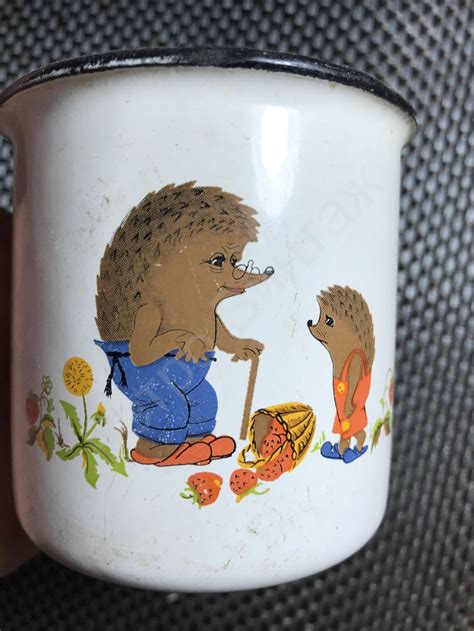 Винтажная Редкая Детская Эмалированная Кружка Советская СССР рисунок Ежик Ежики клеймо завода